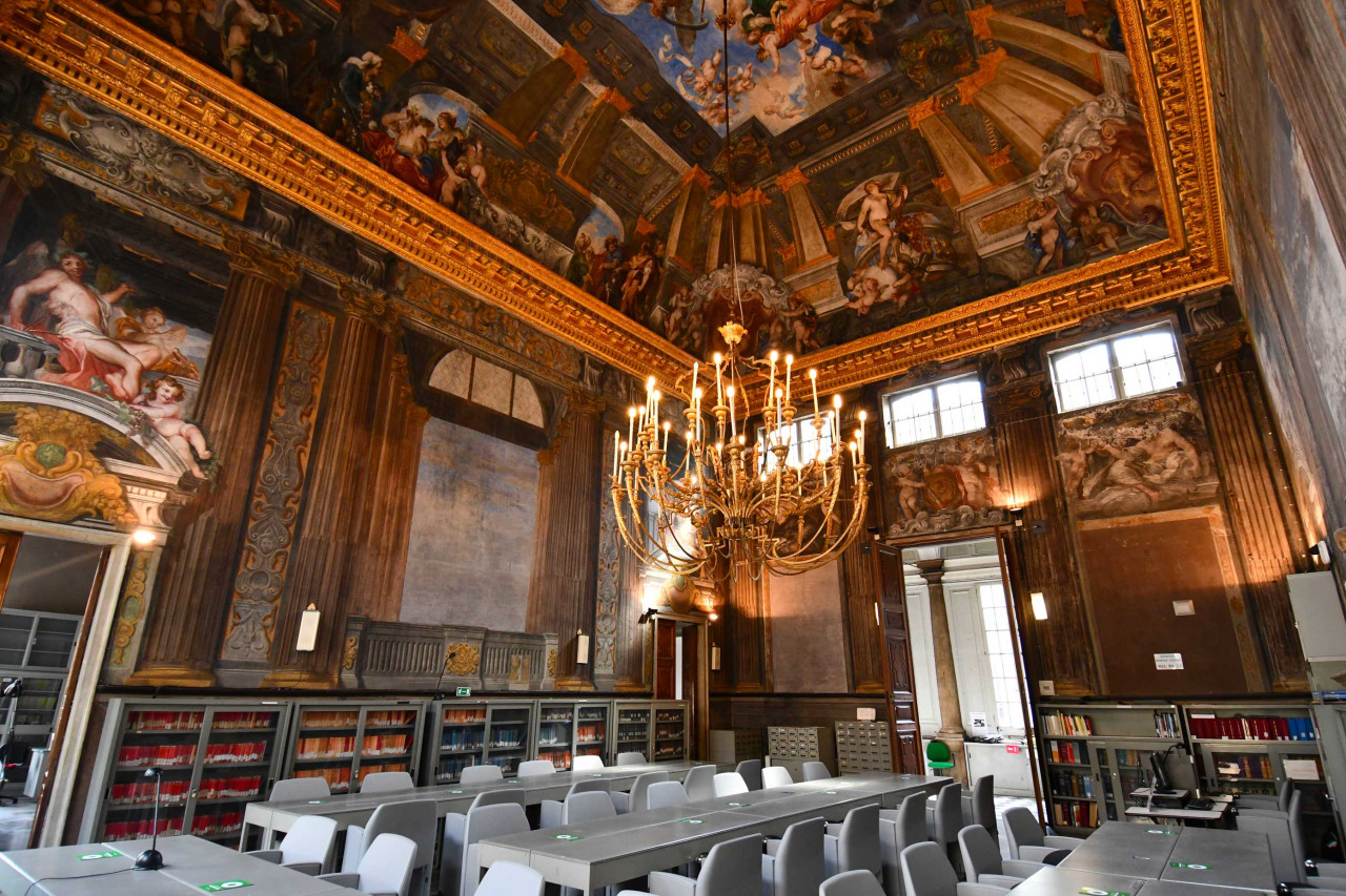 Multi-purpose seating University of Genoa - Aresline