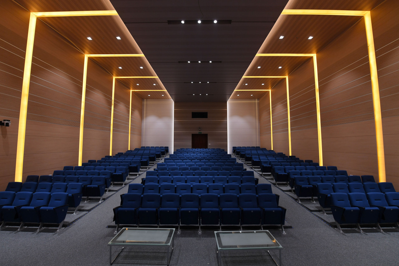 Seating for Dasman Bilingual School, Kuwait - Aresline