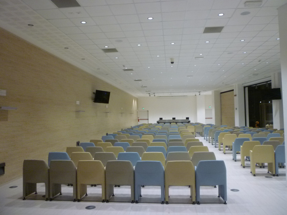 Seating for Confartigianato Asolo congress hall, Italy - Aresline