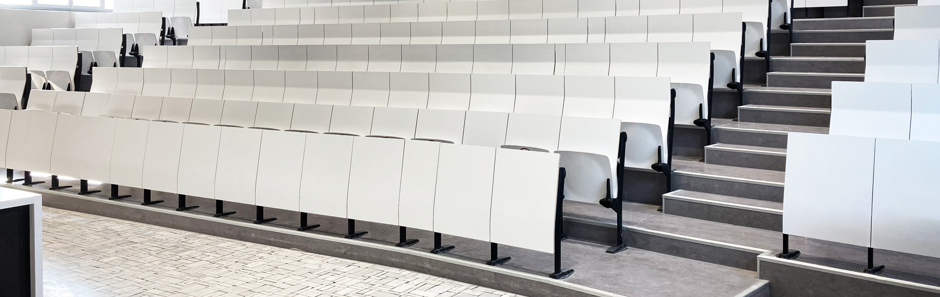 Lecture Hall Seating - Aresline